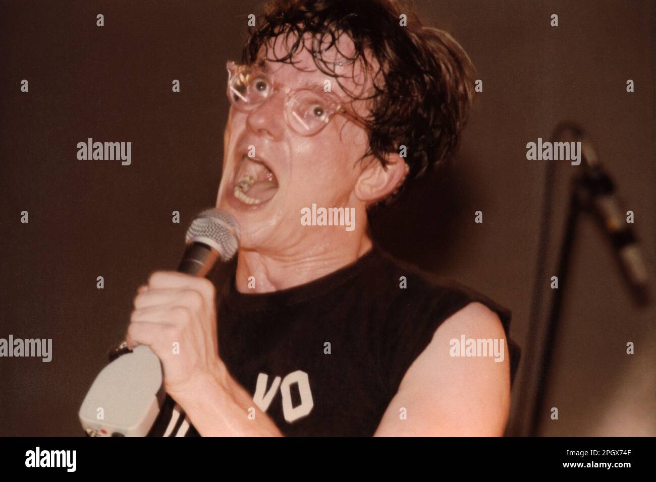 Devo 1979 hi-res stock photography and images - Alamy