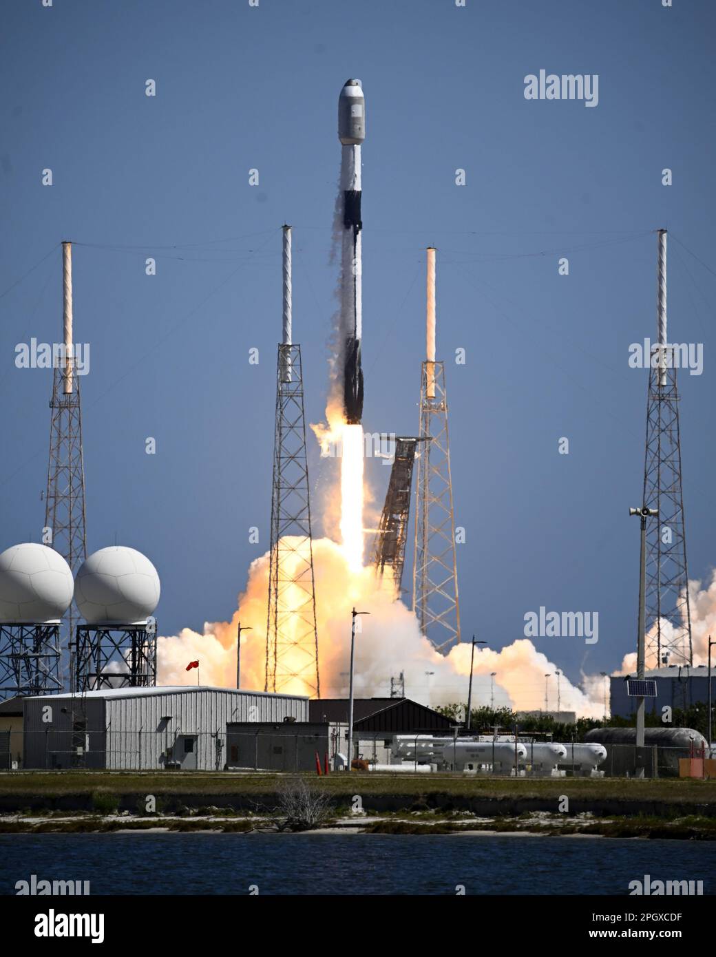 Starlink satellit hi-res stock photography and images - Alamy