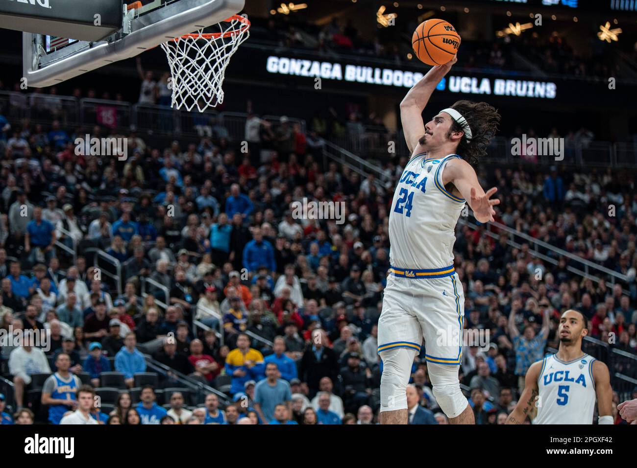 UCLA Bruins guard Jaime Jaquez Jr. (24) dunks during a NCAA men’s ...