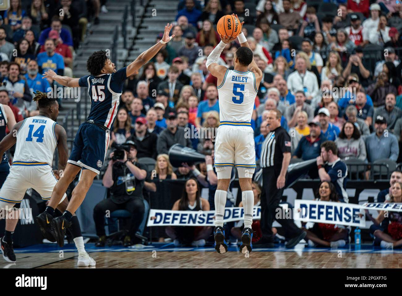 UCLA Bruins guard Amari Bailey (5) shoots over Gonzaga Bulldogs guard ...