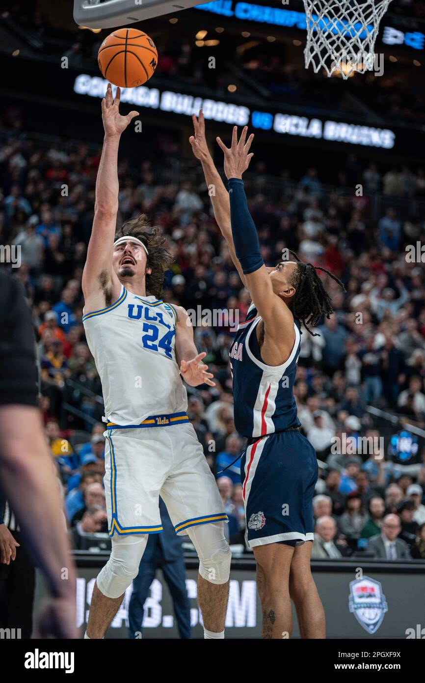 UCLA Bruins guard Jaime Jaquez Jr. (24) shoots over Gonzaga Bulldogs guard Hunter Sallis (5 ...