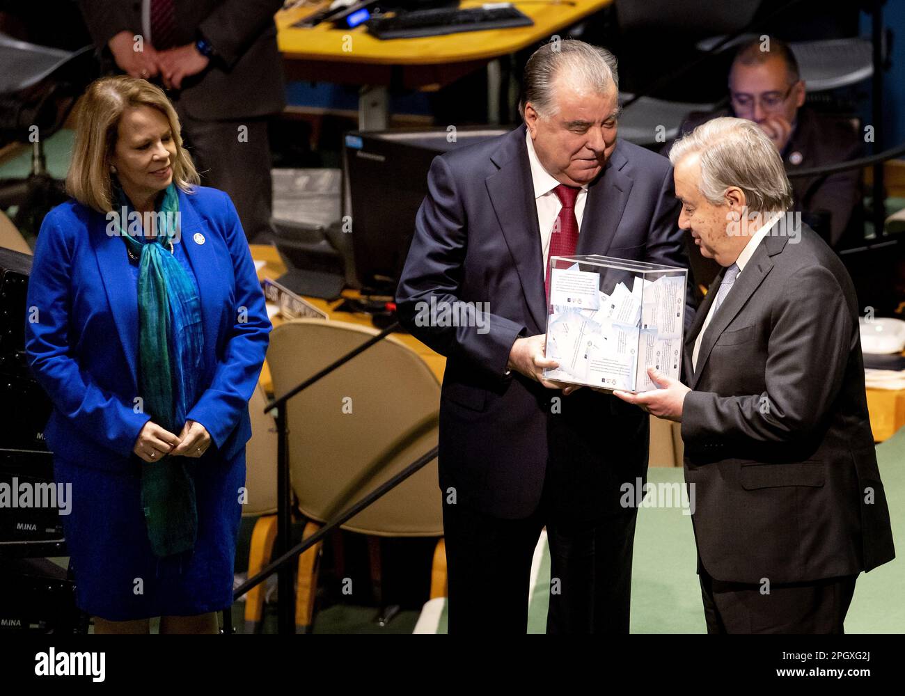 NEW YORK - Prime Minister Evelyn Wever-Croes of Aruba, President ...