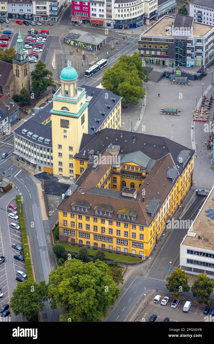 Town hall at town hall square hi-res stock photography and images - Alamy