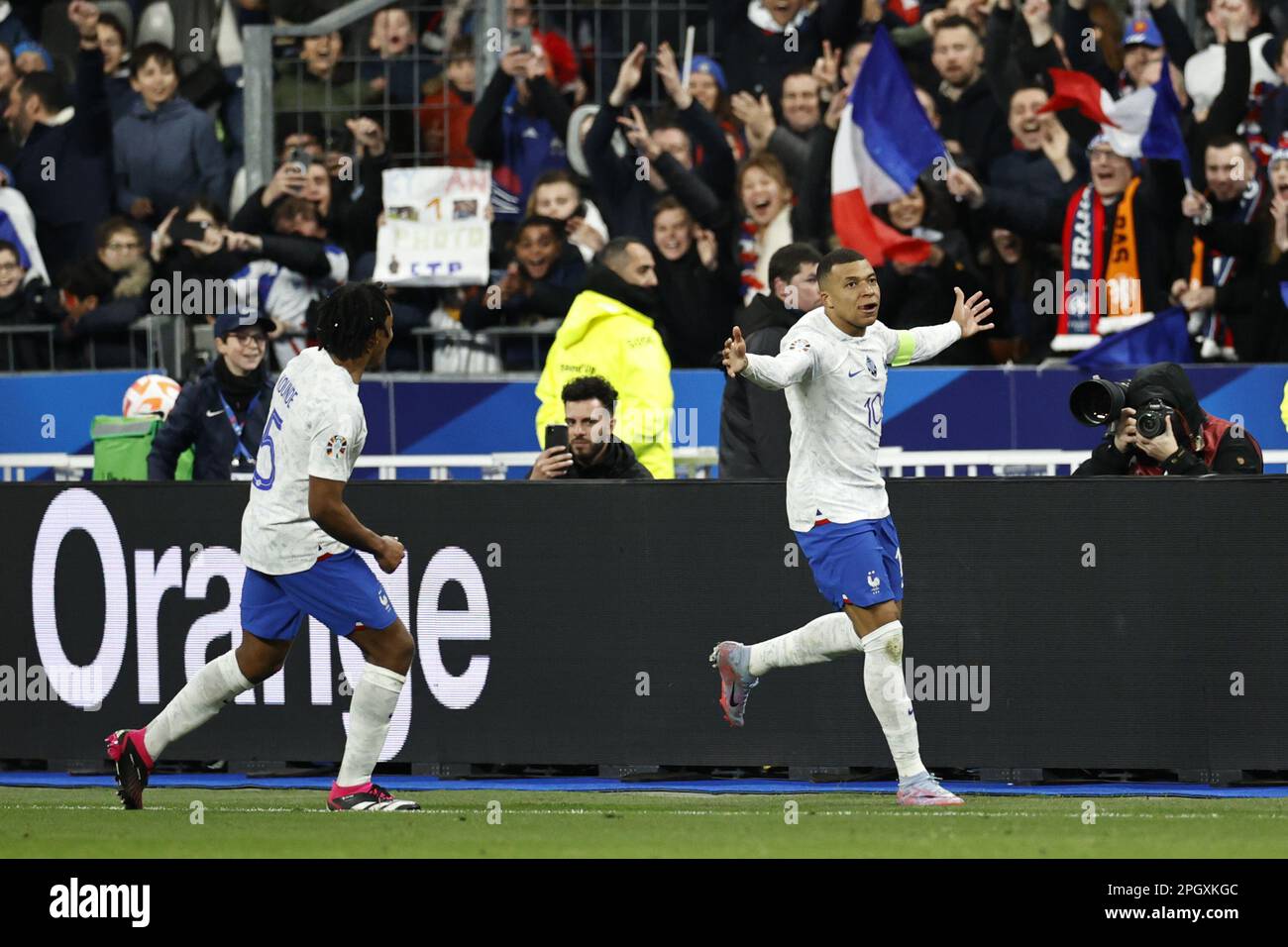SAINT-DENIS - Kylian Mbappe of France celebrates the 4-0 during the ...