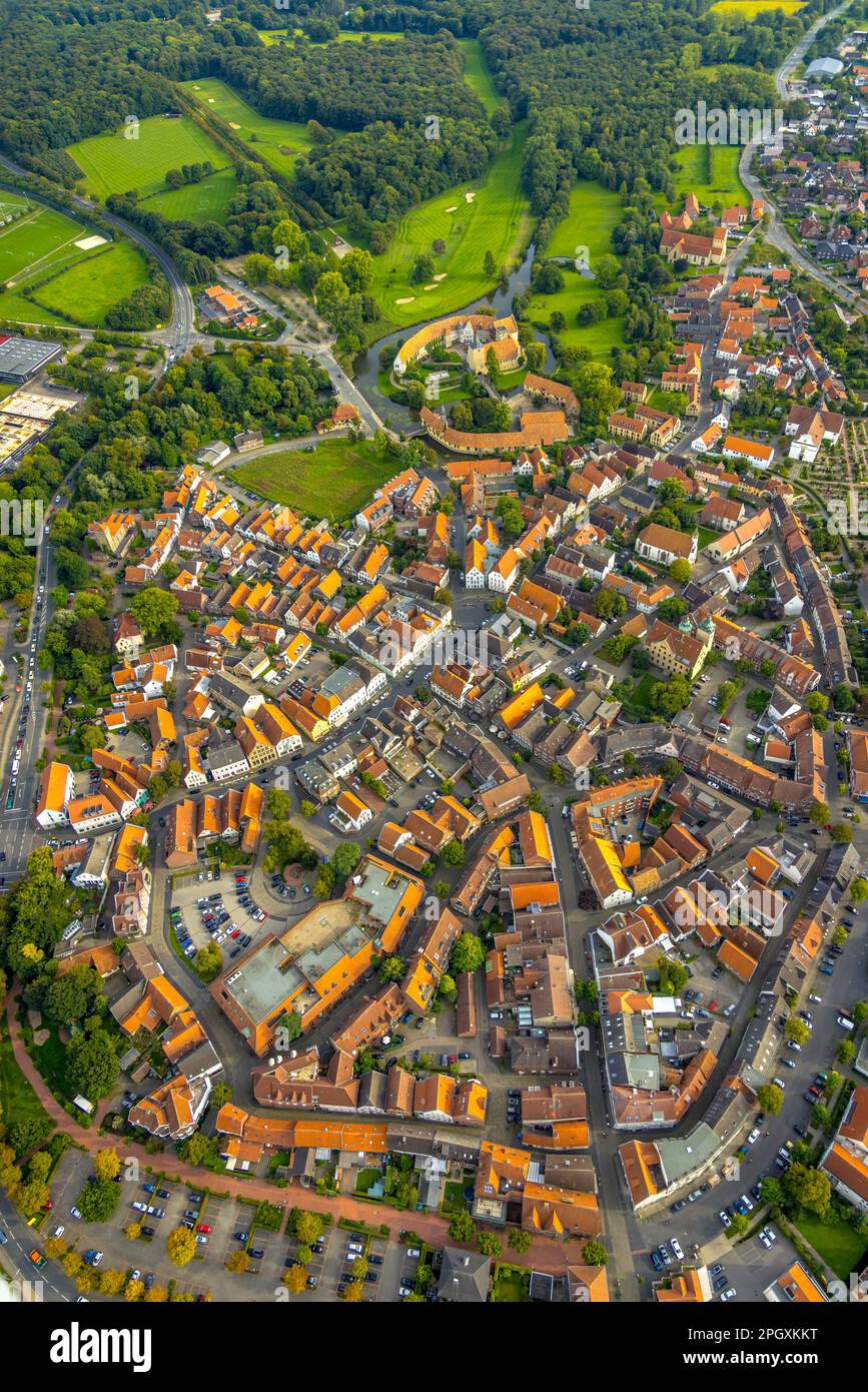 Aerial view, castle Burgsteinfurt, also called castle Steinfurt, in the ...