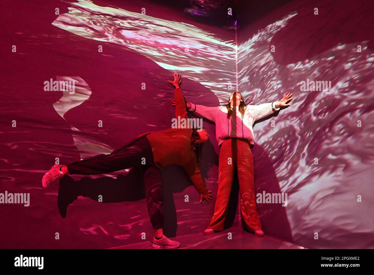 270 degree view hi-res stock photography and images - Alamy