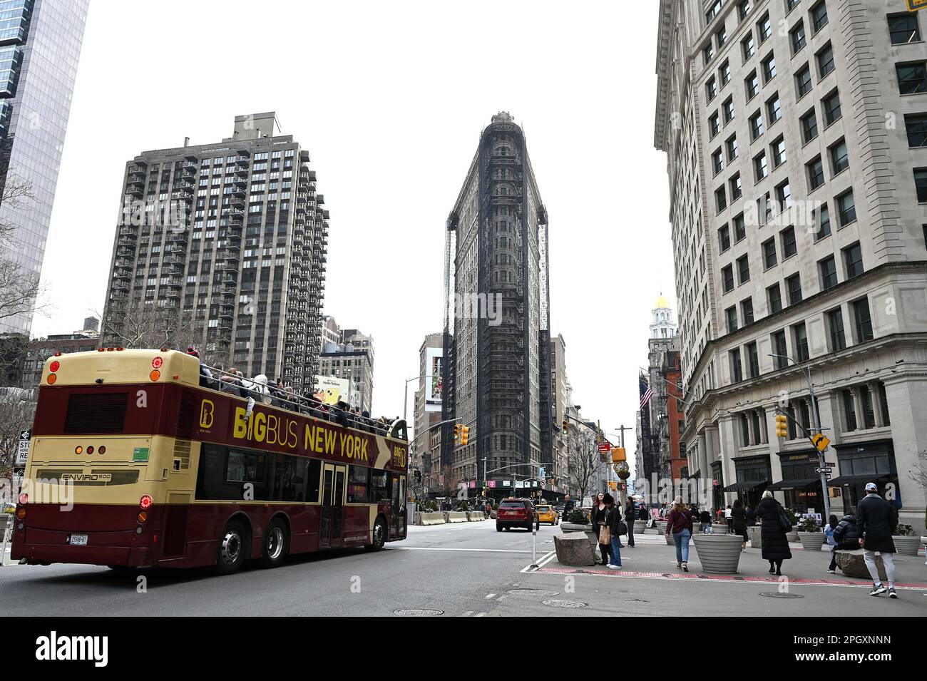 New York, USA. 24th Mar, 2023. View of the iconic Flatiron Building at ...