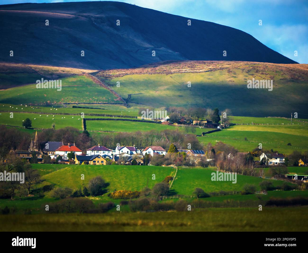 Pendle town centre hi-res stock photography and images - Alamy