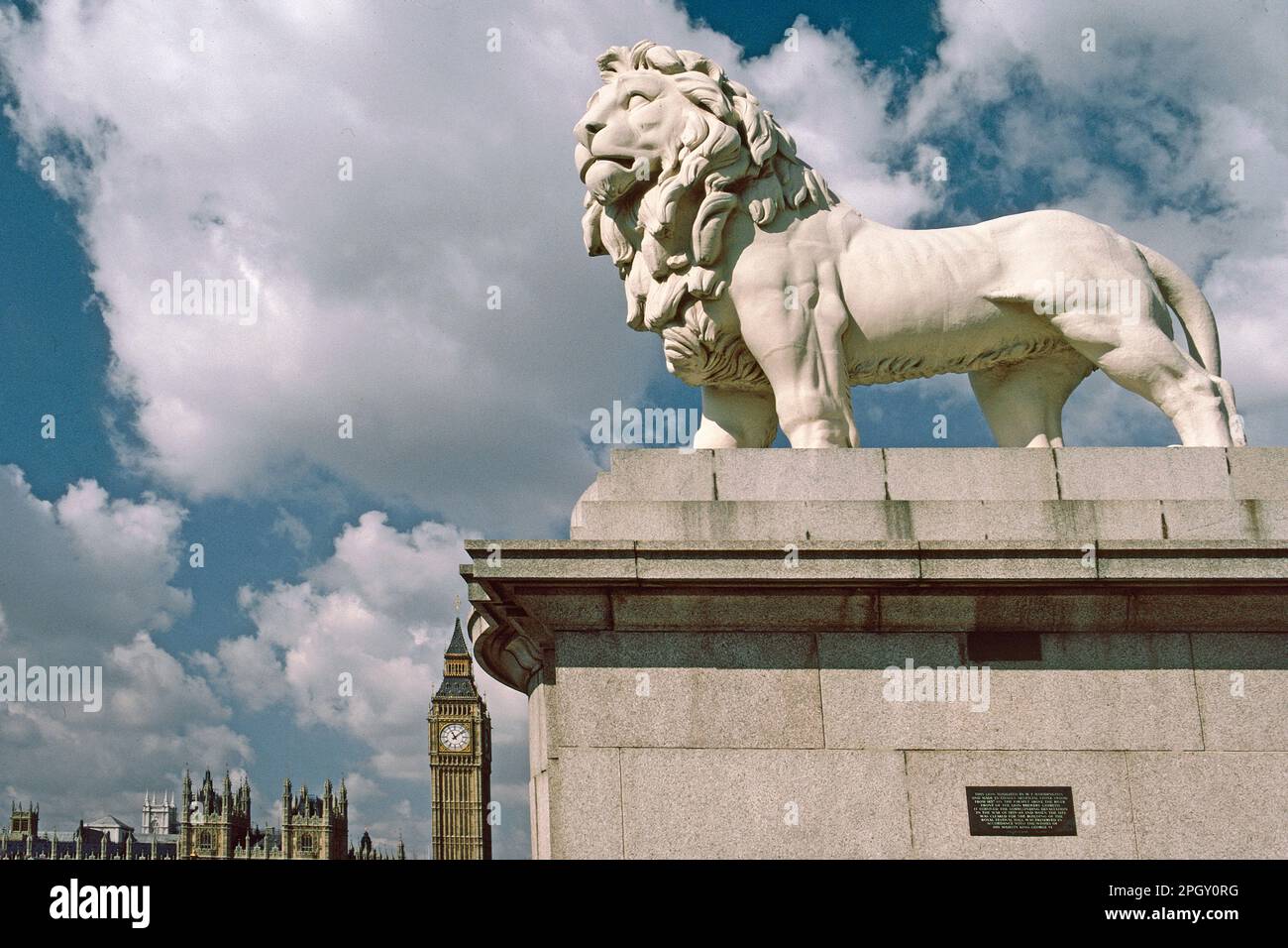 South Bank Lion, London, England Stock Photo - Alamy