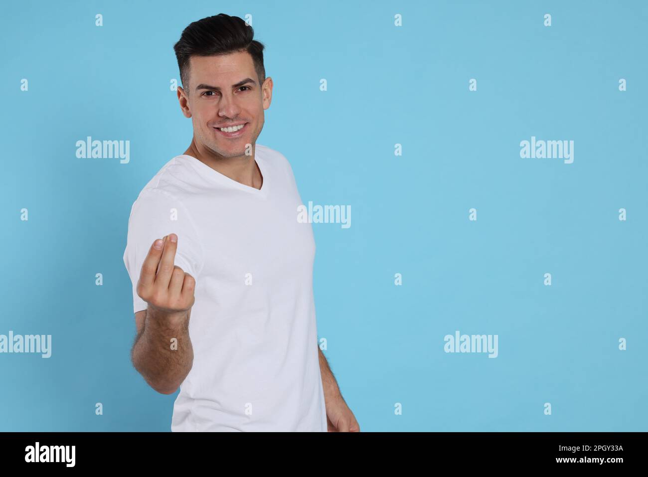 Man model snapping not woman hi-res stock photography and images - Alamy