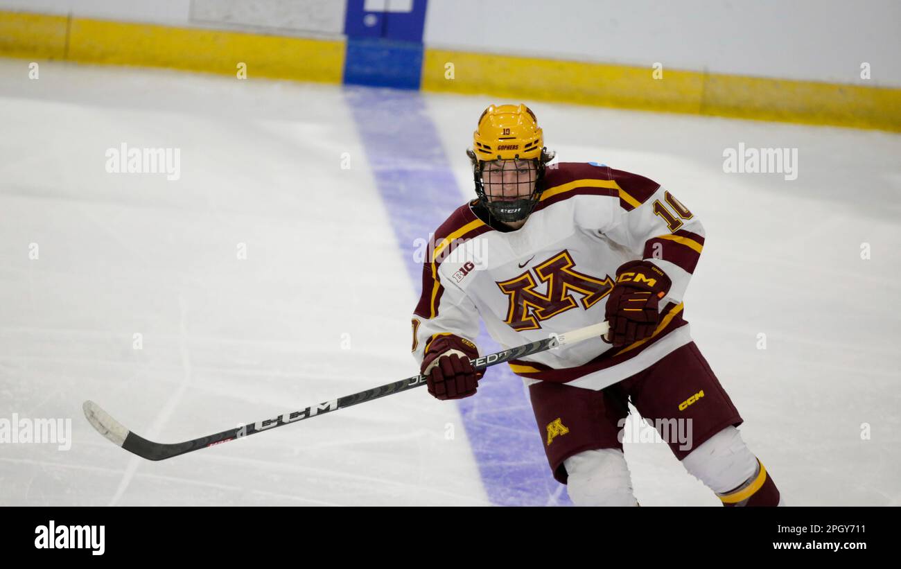 Minnesota forward Connor Kurth plays during an NCAA hockey game against ...
