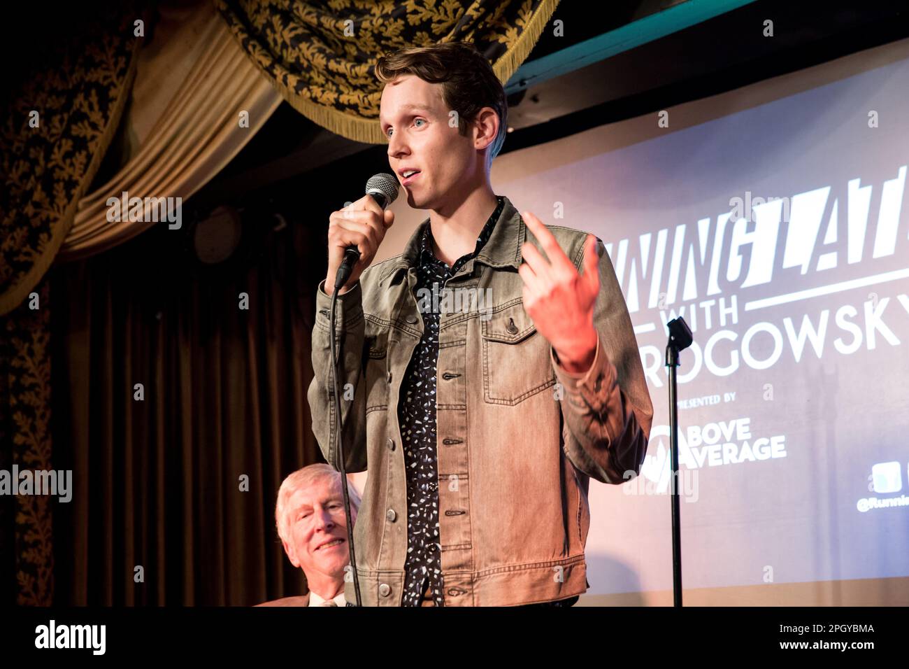 American stand up comedienne hi-res stock photography and images - Alamy
