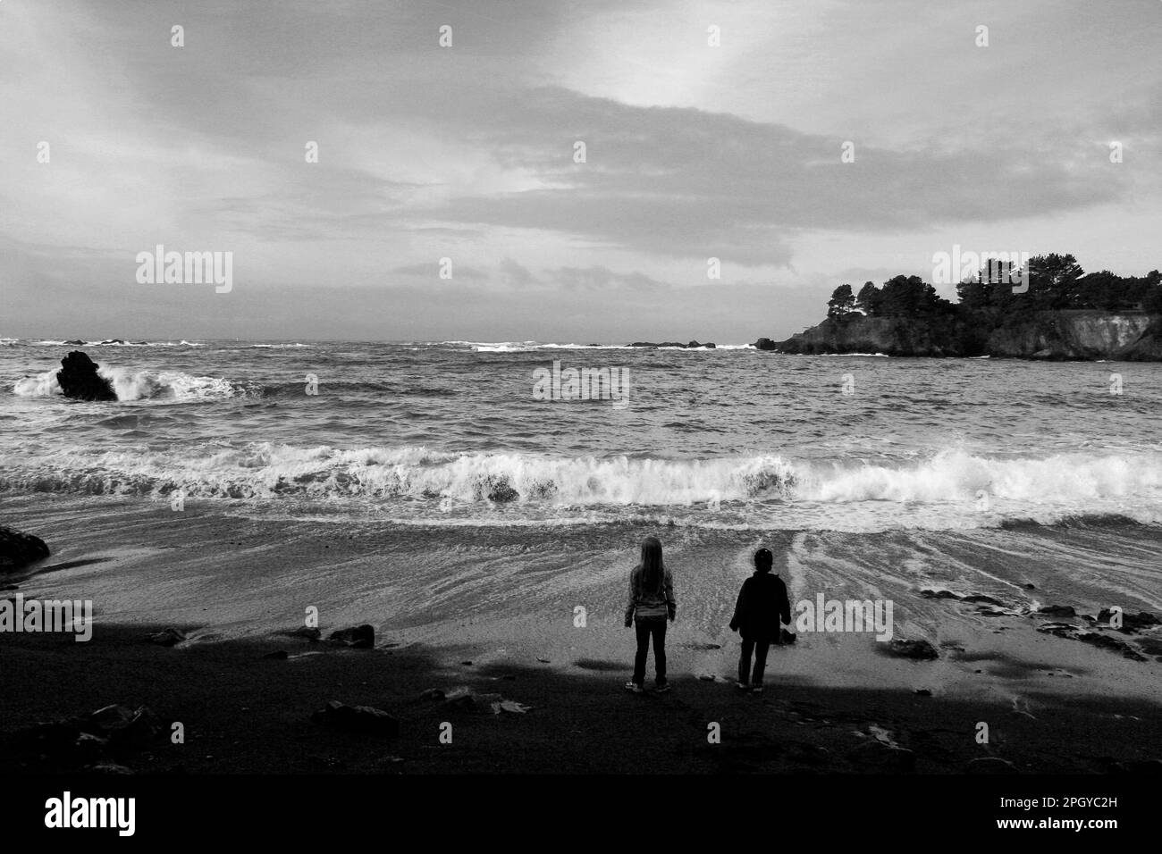 Tide watching hi-res stock photography and images - Alamy