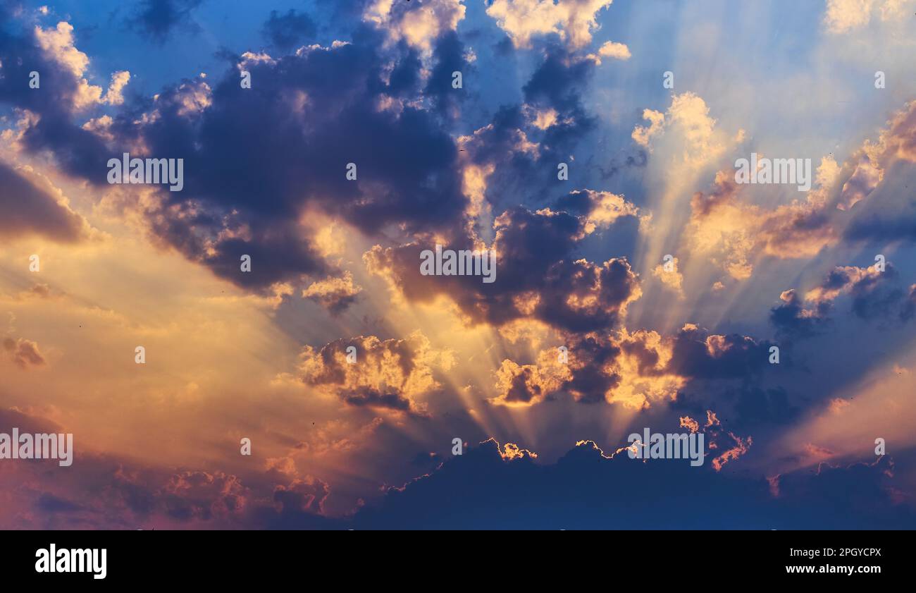 Sunset sky with clouds Stock Photo - Alamy