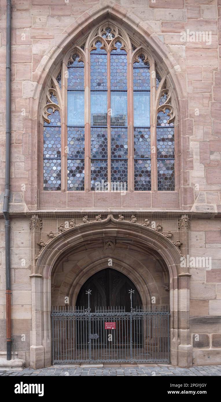 Bakers door of the Lorenzkirche, Nuremberg, Middle Franconia, Bavaria ...