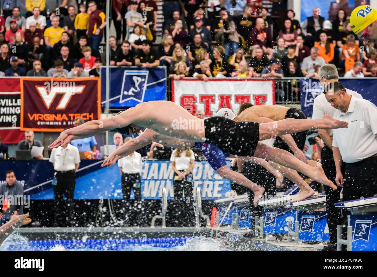 Minneapolis, Minnesota, USA. 24th Mar, 2023. Harvard senior JARED SIMPSON starts the second leg ...