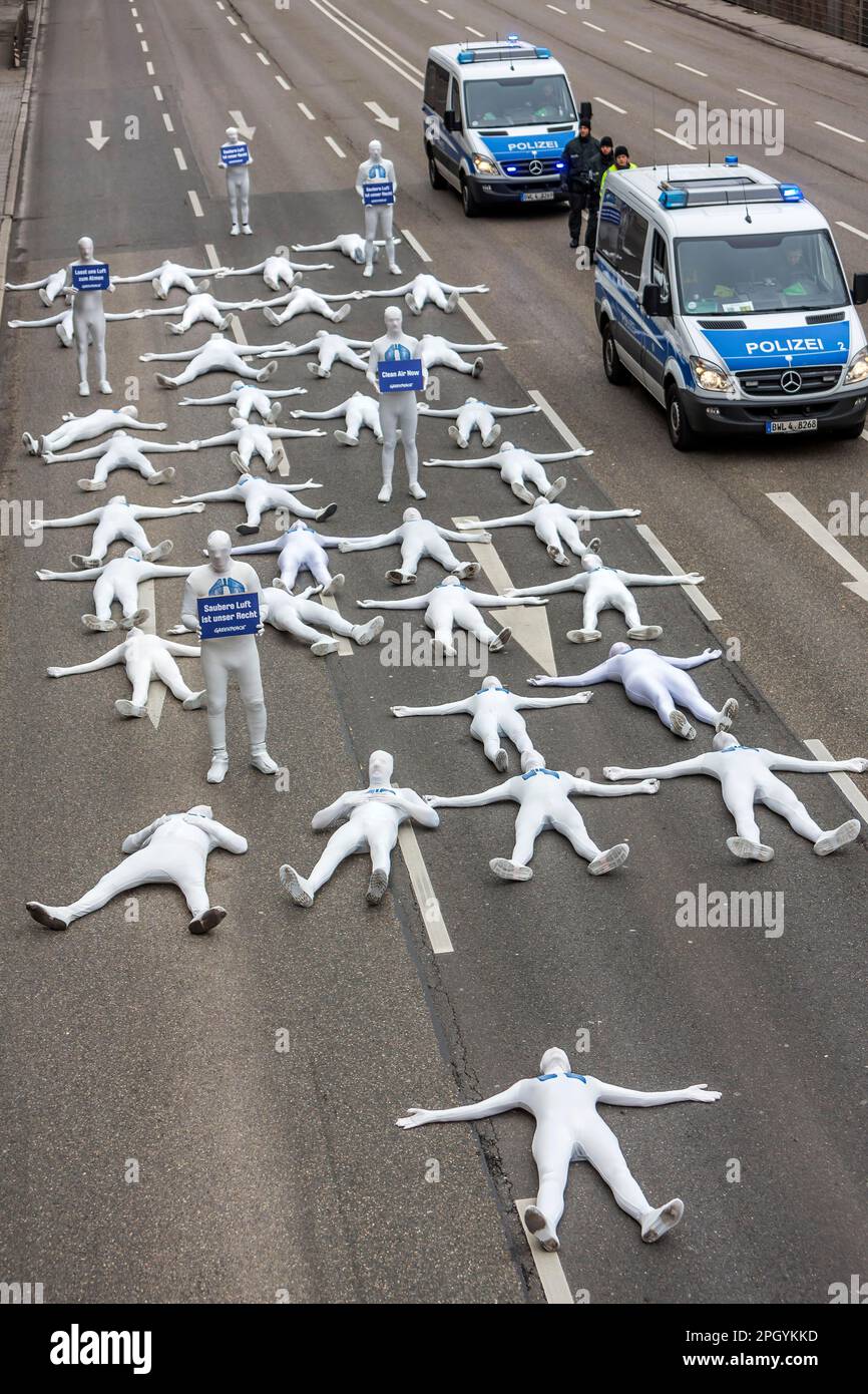 Protest of the environmental organisation Greenpeace, on the ...