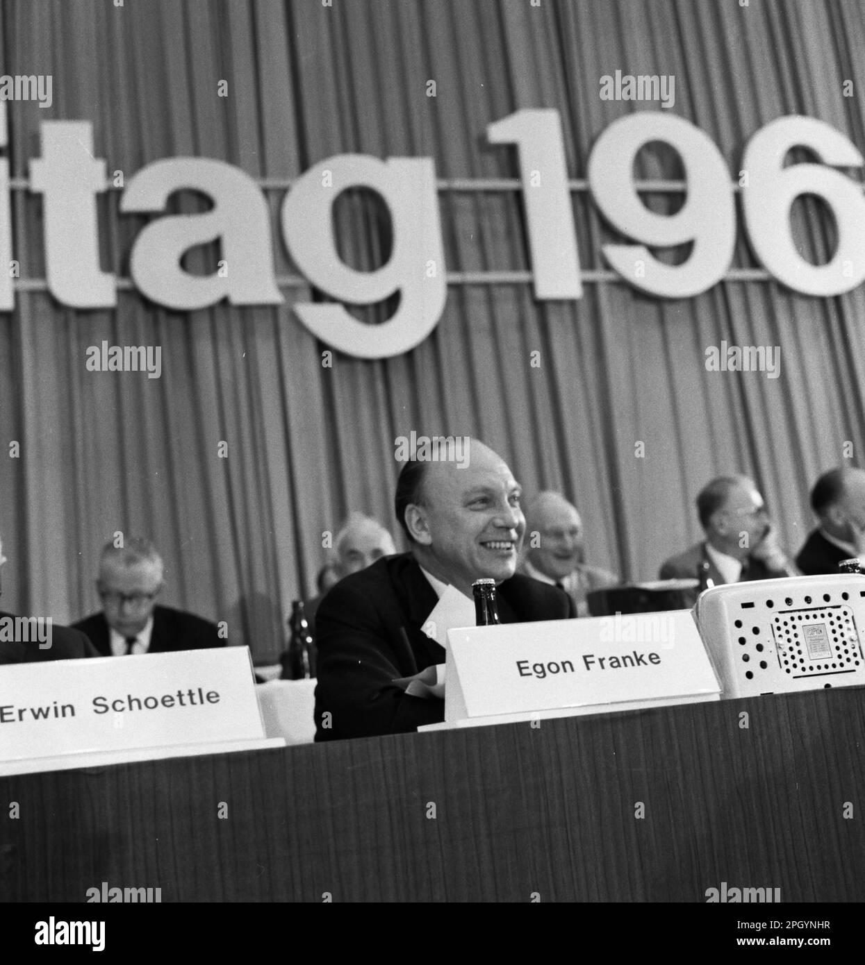 Personalities from politics, business and culture from the years 1965 ...