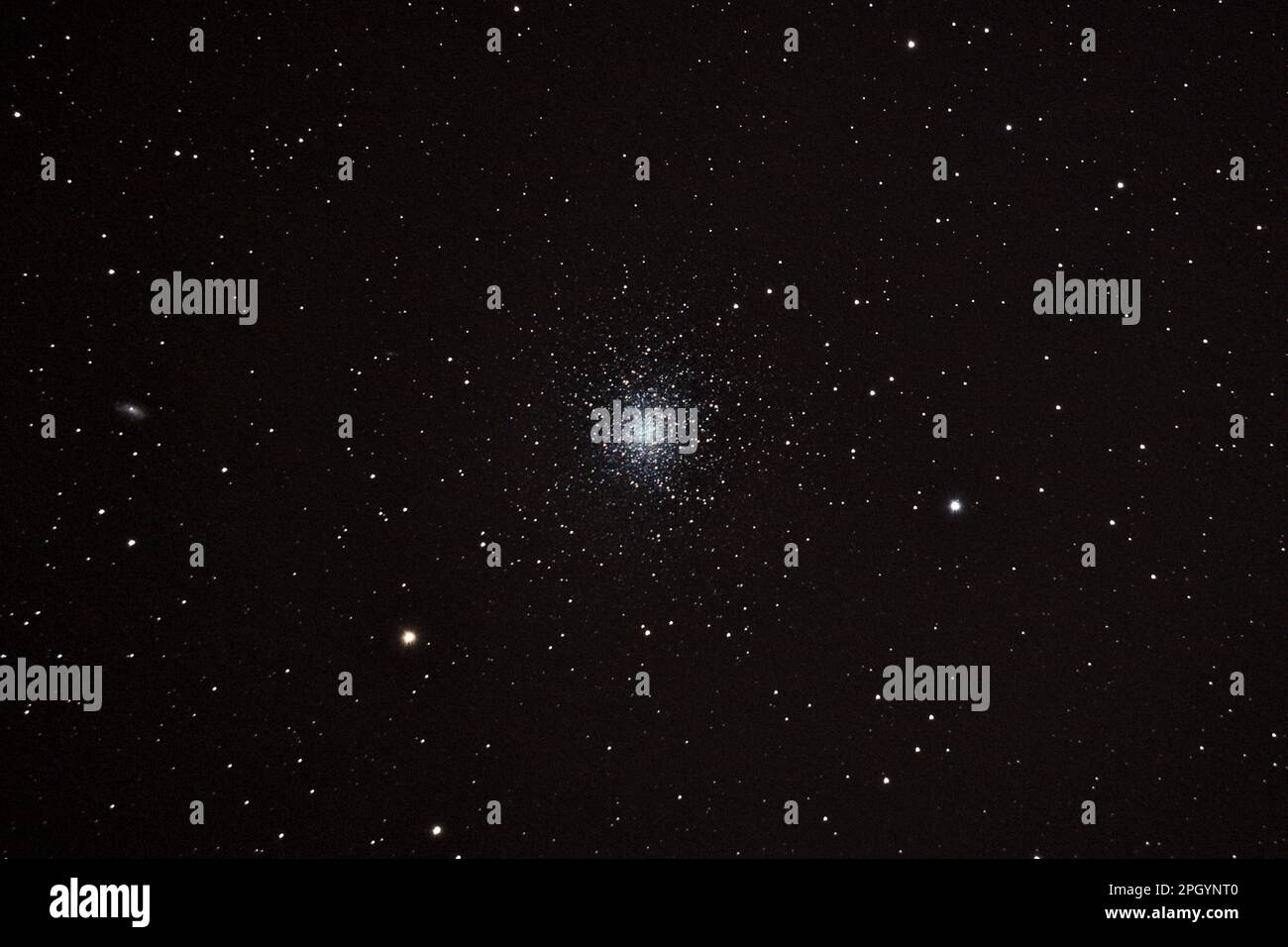 Globular cluster M13 Stock Photo - Alamy