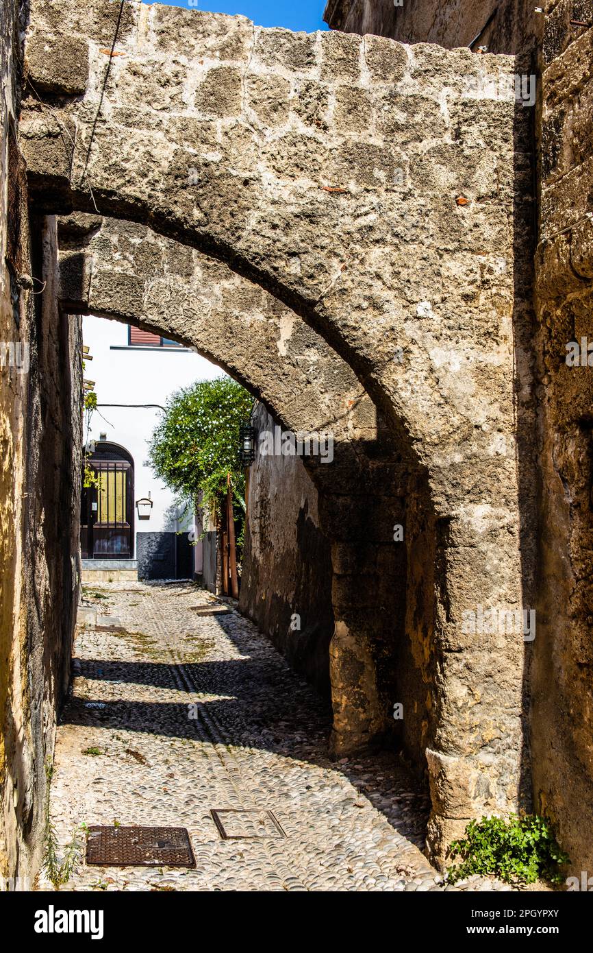 Old Town Alley, Rhodes Town, Greece Stock Photo - Alamy