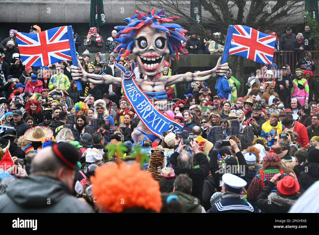 Theme float by Jaques Tilly: Brexit, Rose Monday procession in ...
