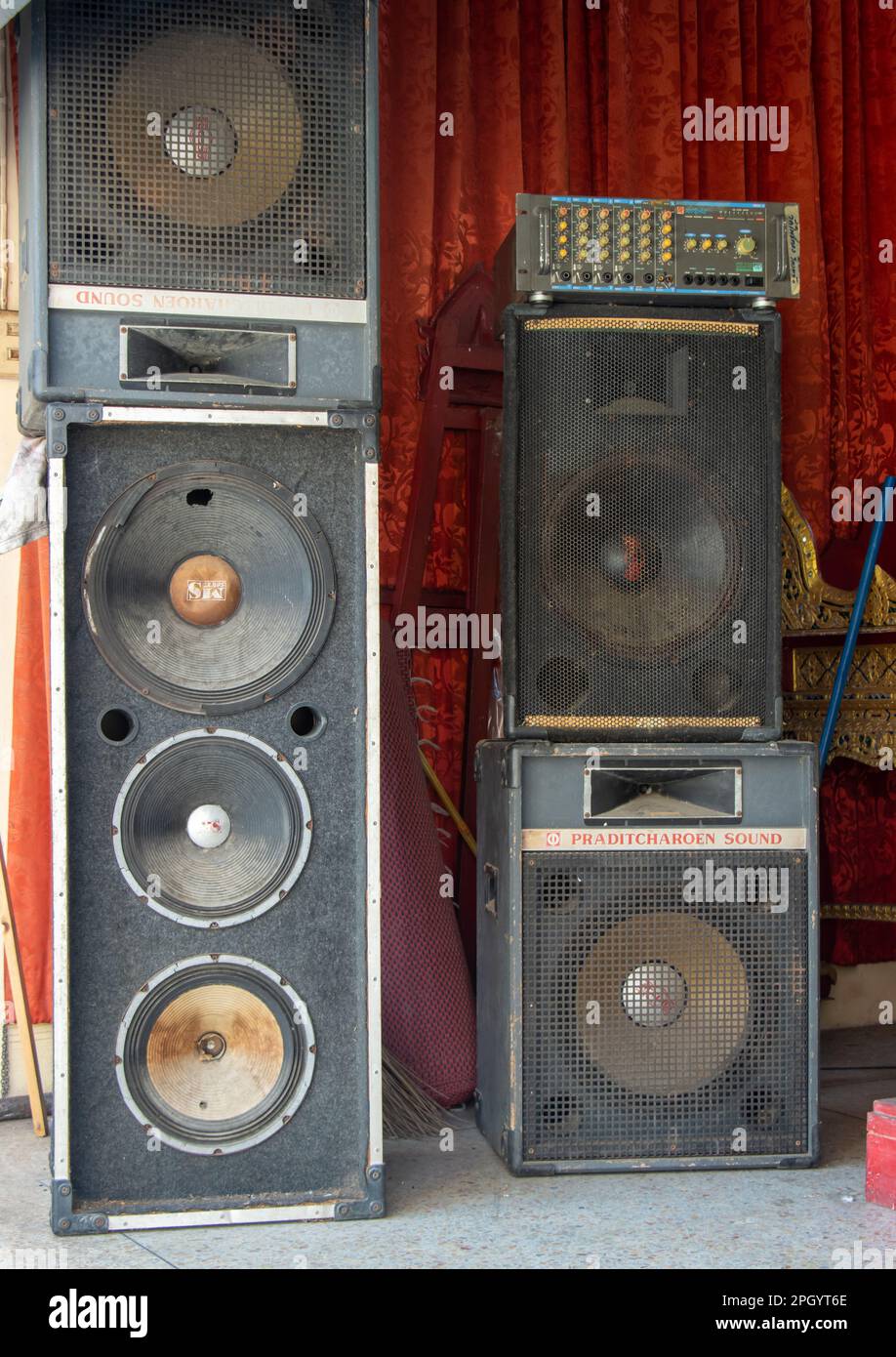 Praditcharoen hi-res stock photography and images - Alamy