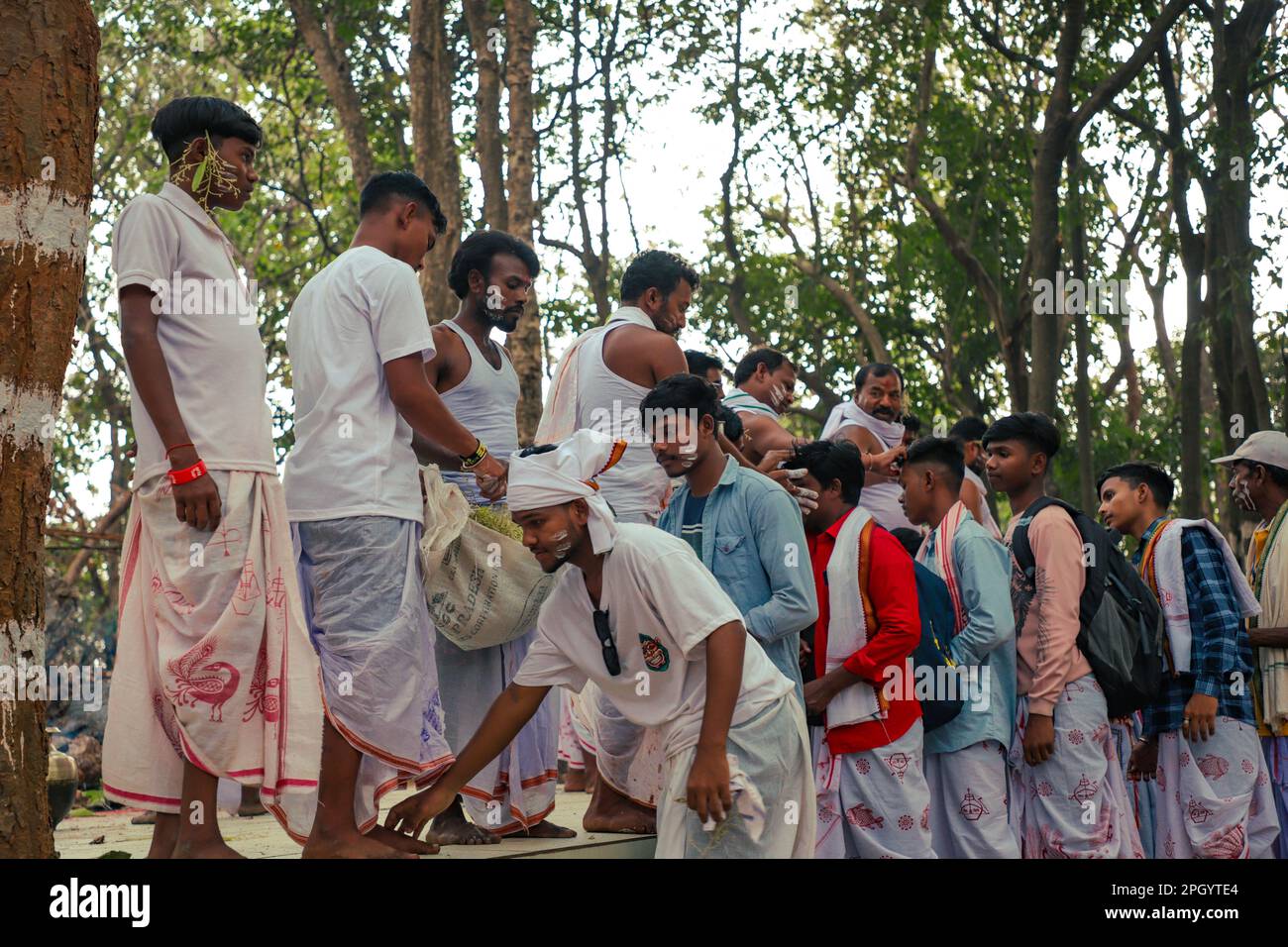 Potka, India. 24th Mar, 2023. The Sarhul festival organized by the ...