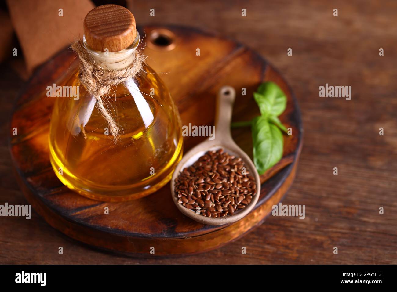 flax seed vegetable oil, healthy super food Stock Photo - Alamy