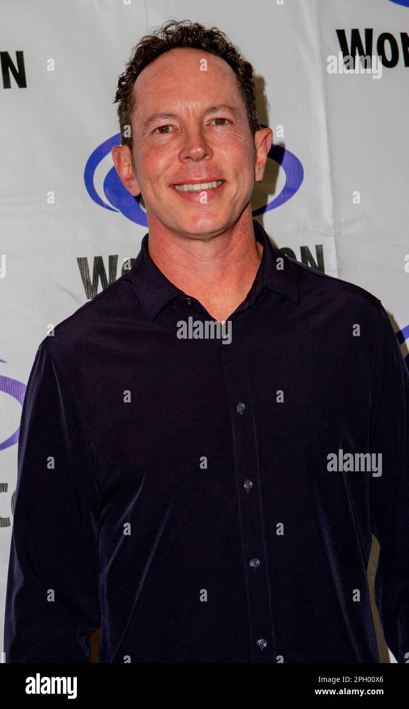 Exectuvie Producer Mat Nix arrives at the press room for "True Lies ...