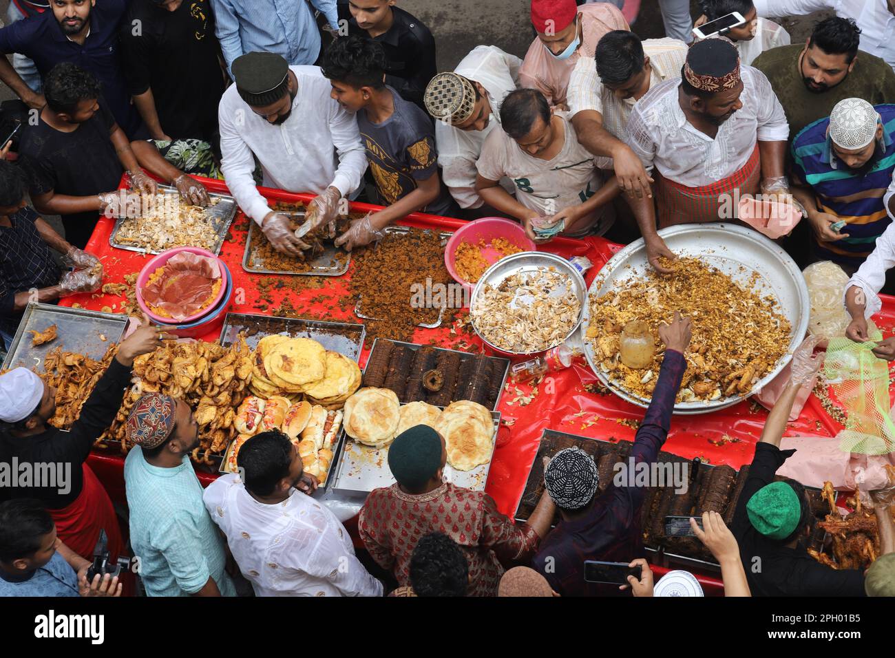 Muslims thronged the street outside Shahi Mosque in Old Dhaka’s ...