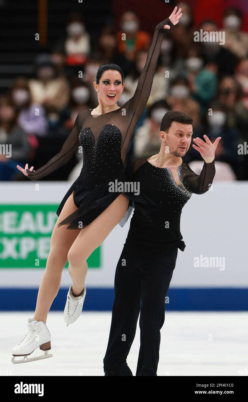 Charlene GUIGNARD and Marco FABBRI of Italy perform during ice dance ...
