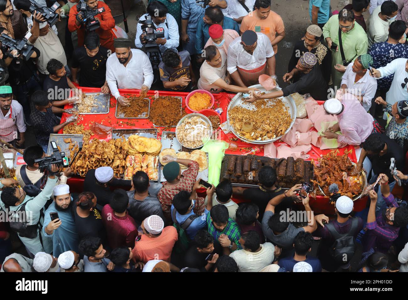 Muslims thronged the street outside Shahi Mosque in Old Dhaka’s ...