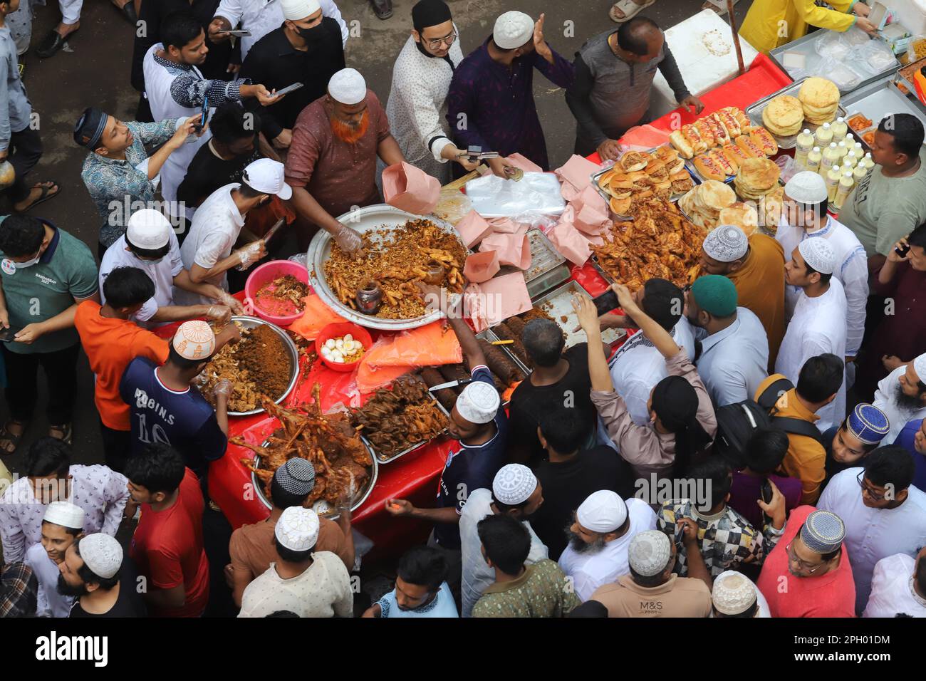 Muslims thronged the street outside Shahi Mosque in Old Dhaka’s ...