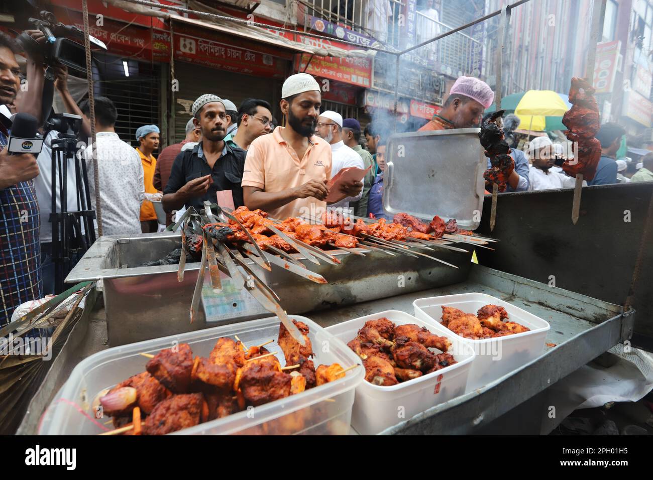 Muslims thronged the street outside Shahi Mosque in Old Dhaka’s ...