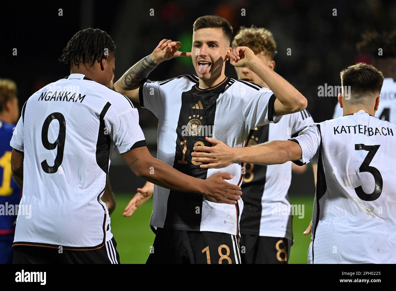 Frankfurt, Deutschland. 24th Mar, 2023. Collective goal jubilation ...