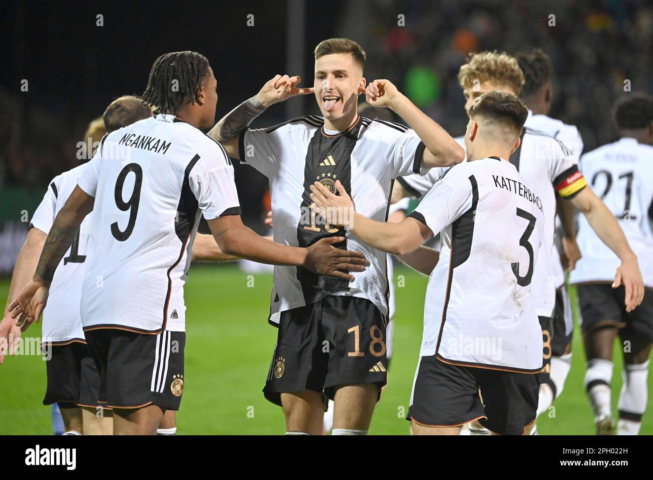 Frankfurt, Deutschland. 24th Mar, 2023. Collective goal celebration ...