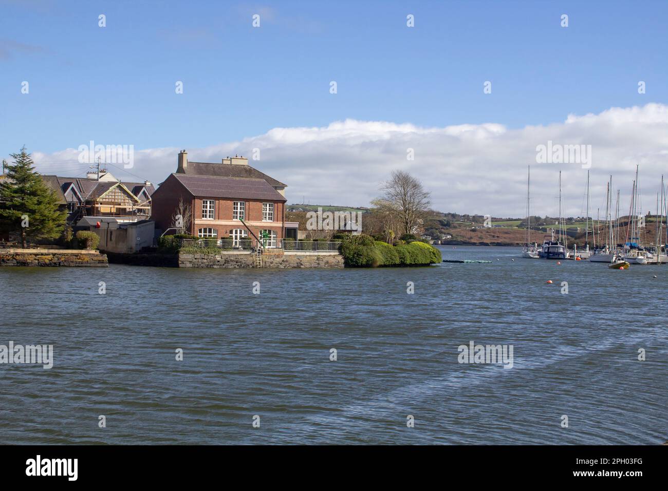 18 March 2023 lLxurious residential properties overlook small fishing ...