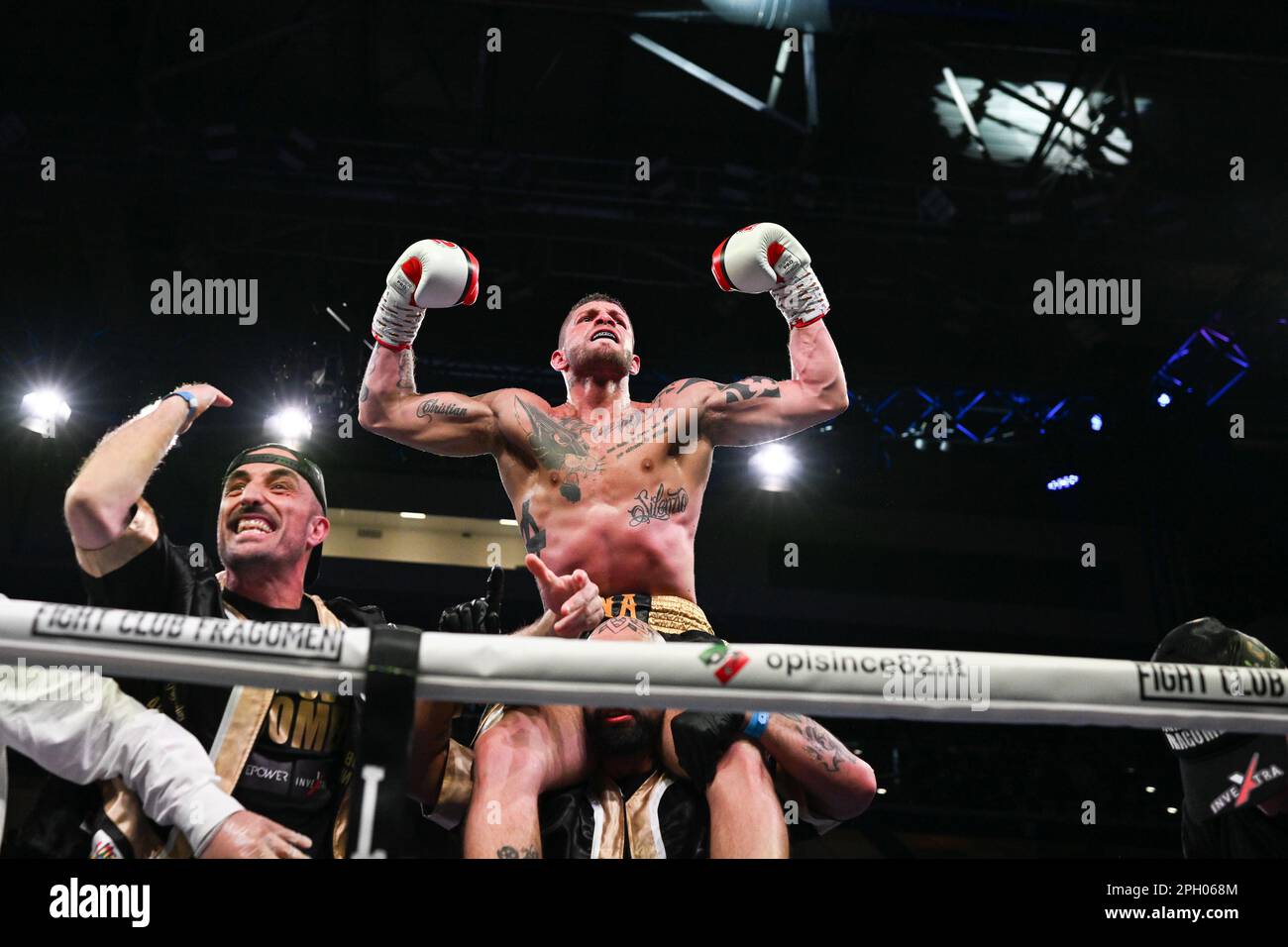 Mazzon Christian celebrating after victory during the Boxing Italian ...