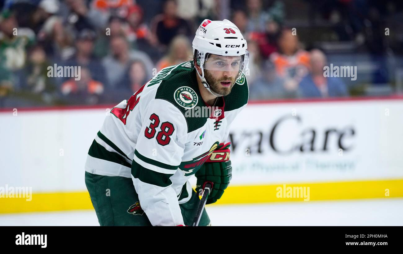 Minnesota Wild's Ryan Hartman plays during an NHL hockey game, Thursday ...