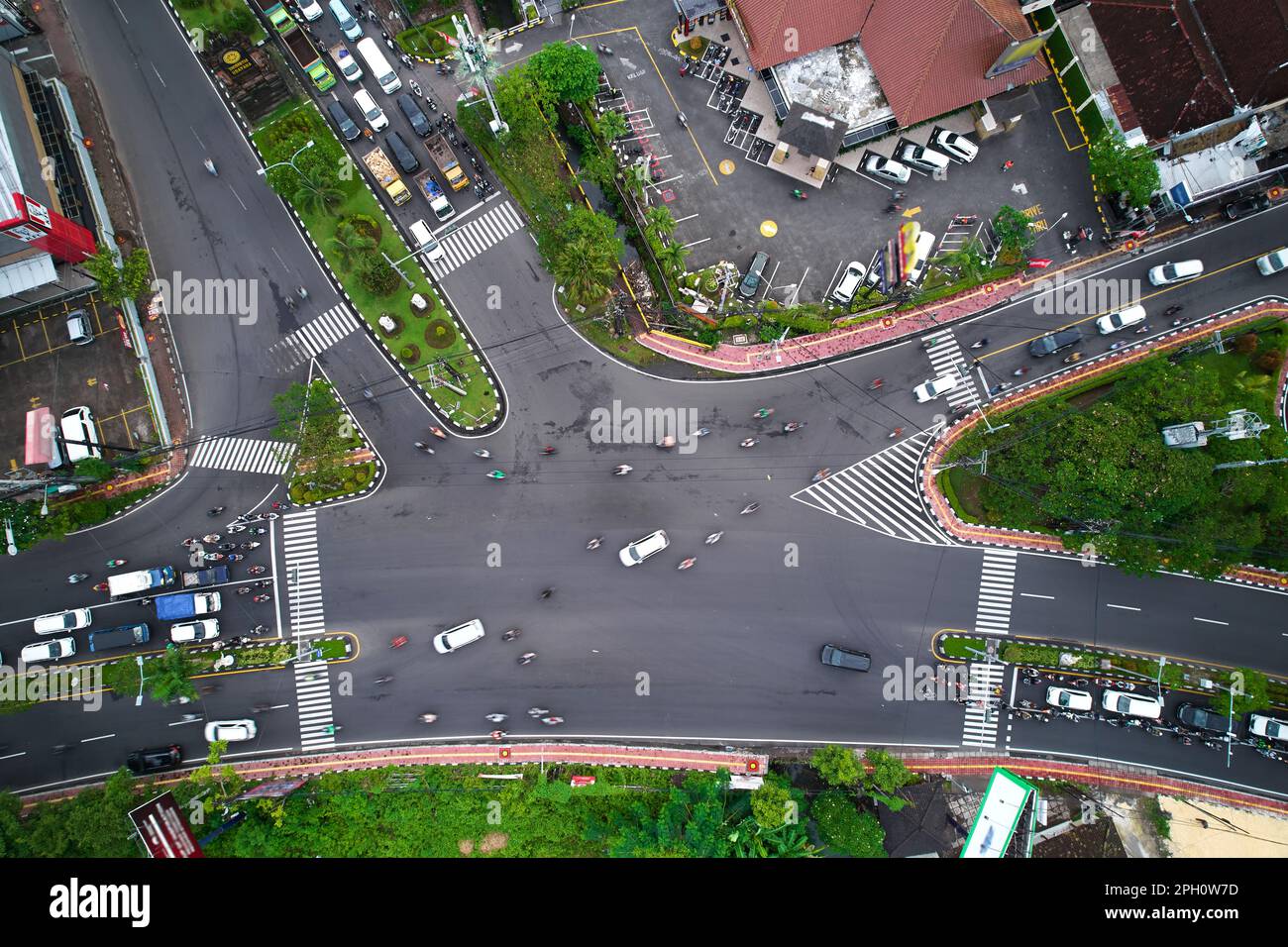 Motorcycle traffic at a busy intersection hi-res stock photography and ...