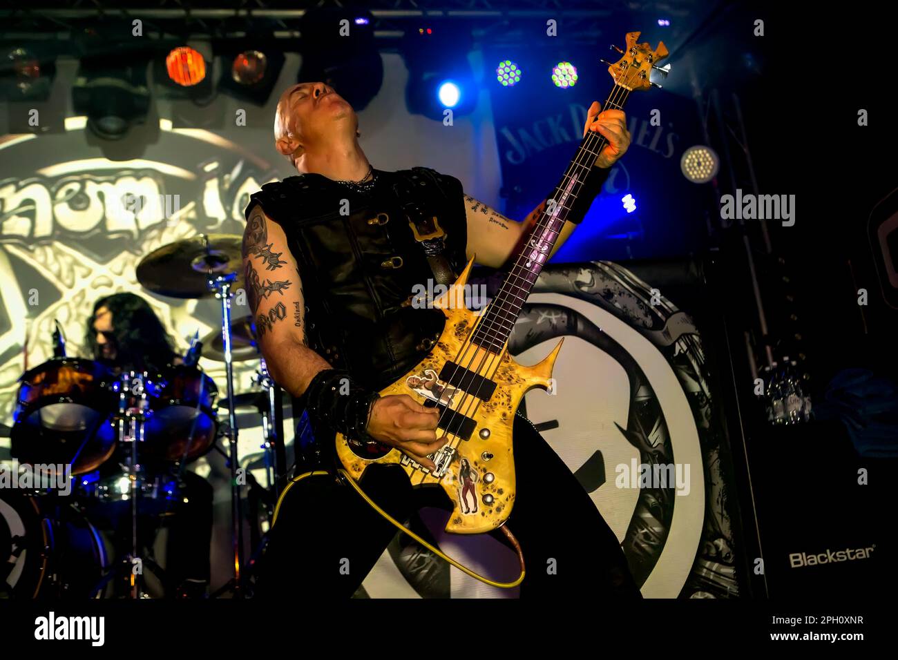 Scaffold band hi-res stock photography and images - Alamy