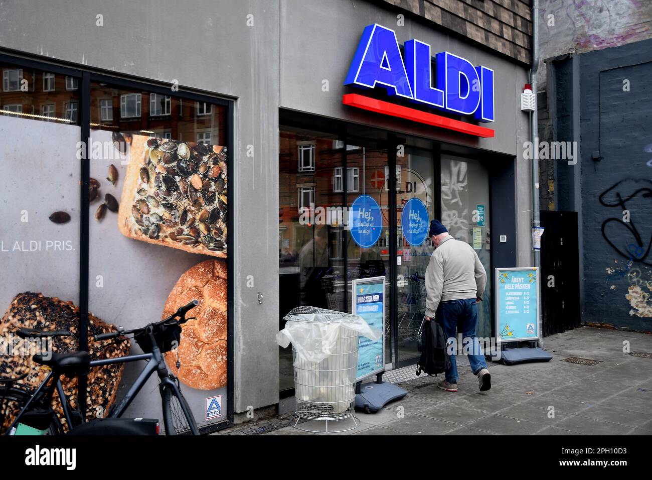 Copenhagen /Denmark/25 March 2023/ Deutsche aldi grocery store in ...