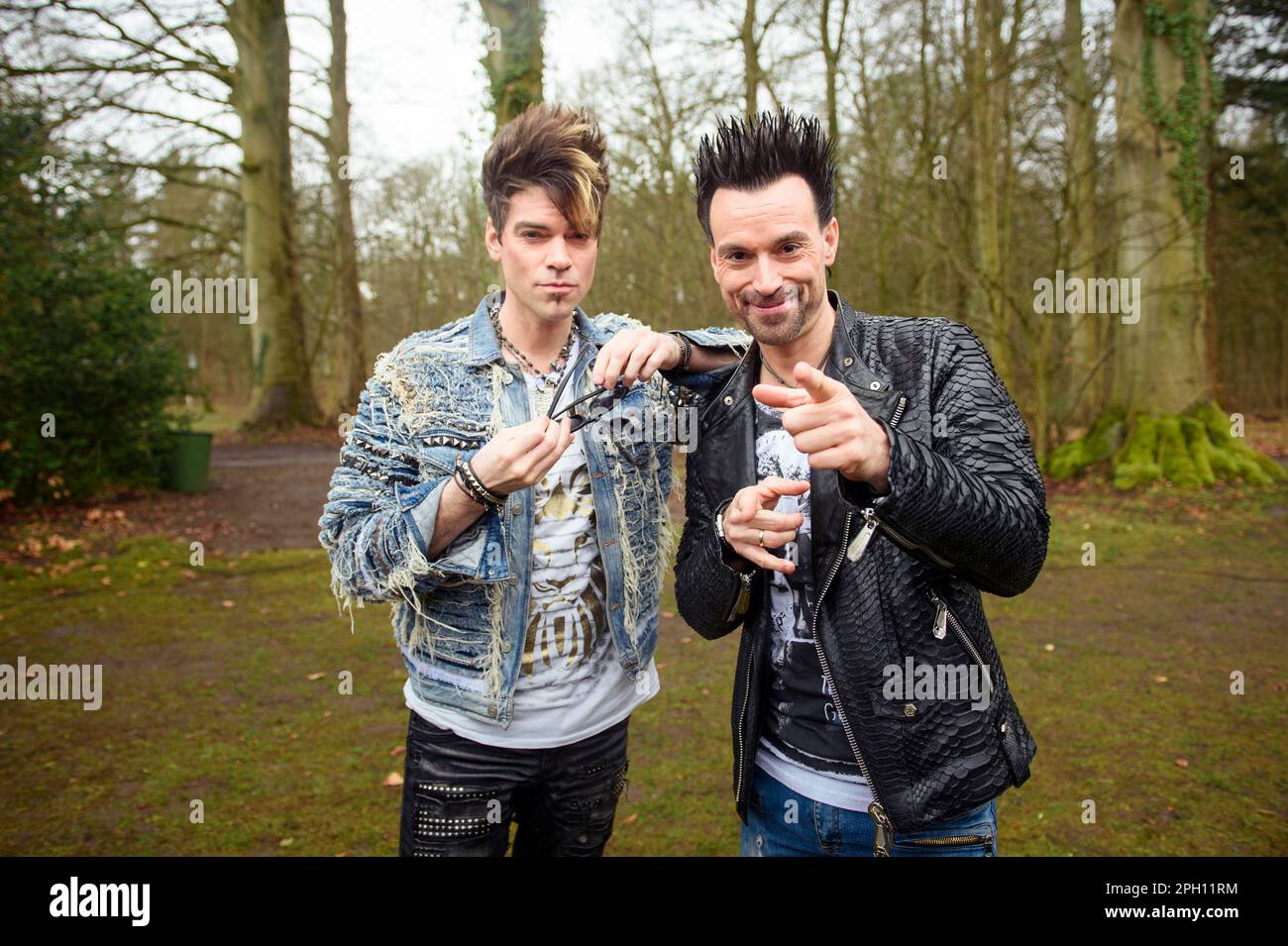 25 March 2023, Schleswig-Holstein, Preetz: The magician duo Christian ...