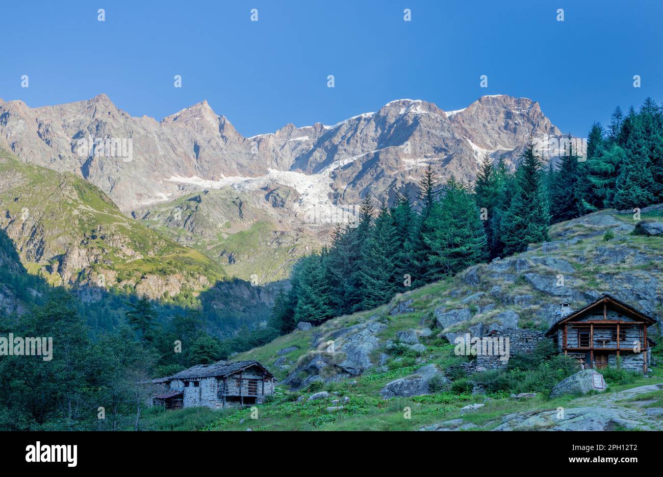 The Punta Gnifetti or Signalkuppe, Parrotspitze, Ludwigshohe, Piramide ...