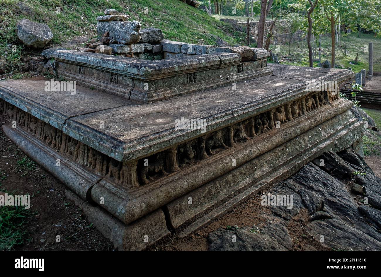 09 10 2007 Sinha Pokuna of Mihintale; Lion Pond (Singha Poku located ...