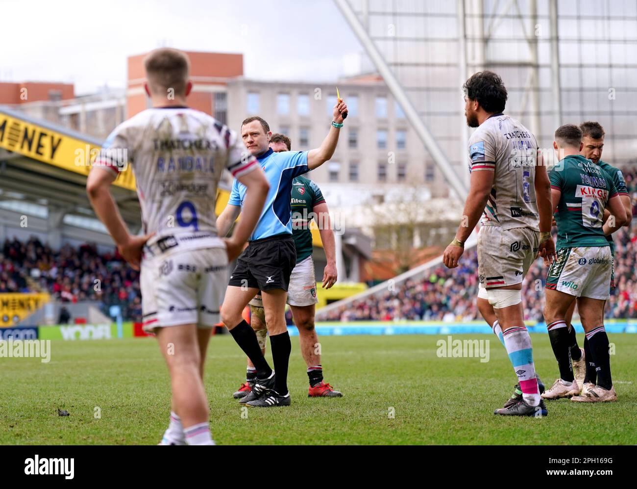Bristol Bears' Steven Luatua is shown a yellow card by referee Matthew ...