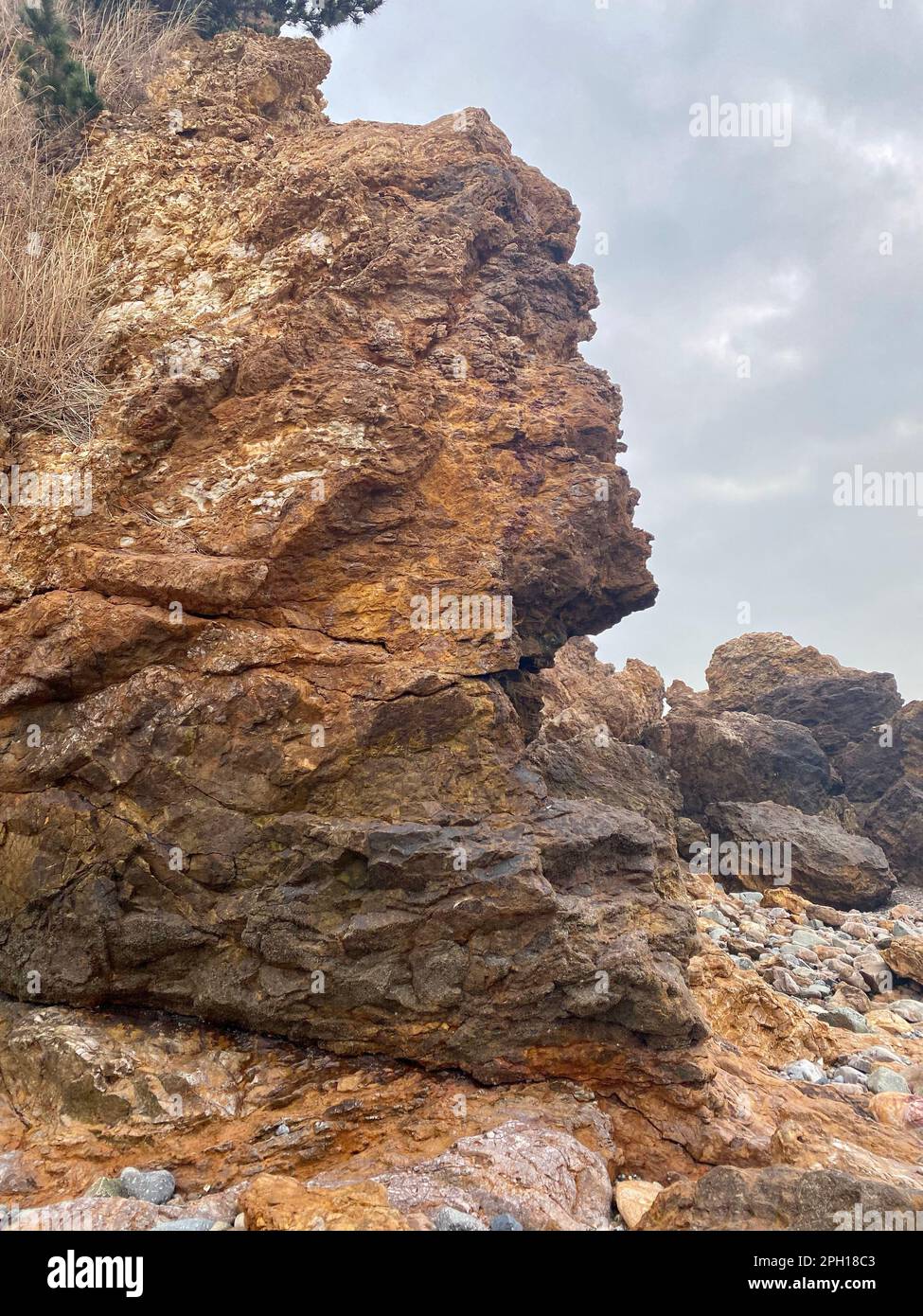 Qingdao shilaoren beach hi-res stock photography and images - Alamy