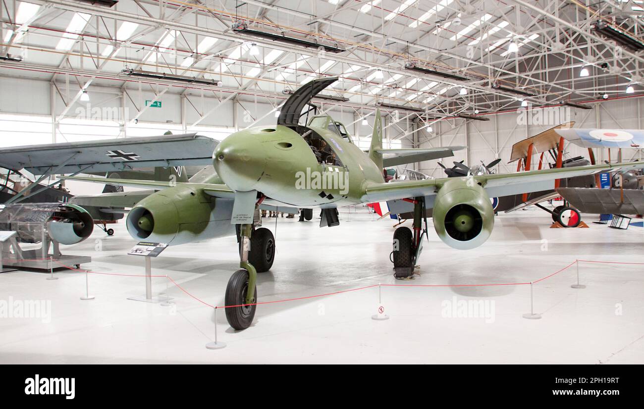 Picture of ww2 ME262 German jet fighter Stock Photo - Alamy