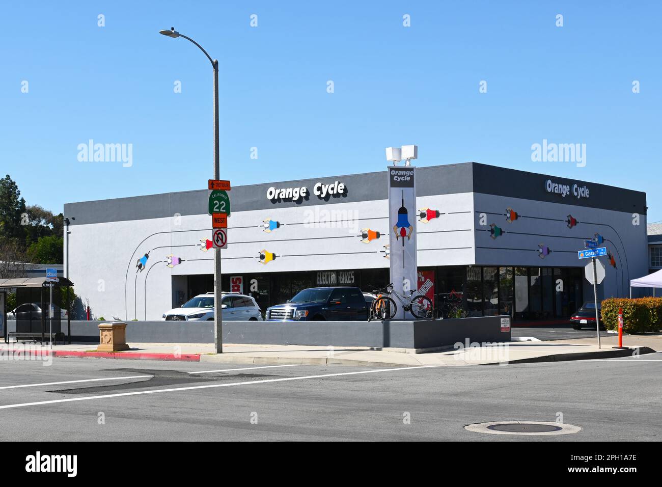 Old cycle hi-res stock photography and images - Alamy