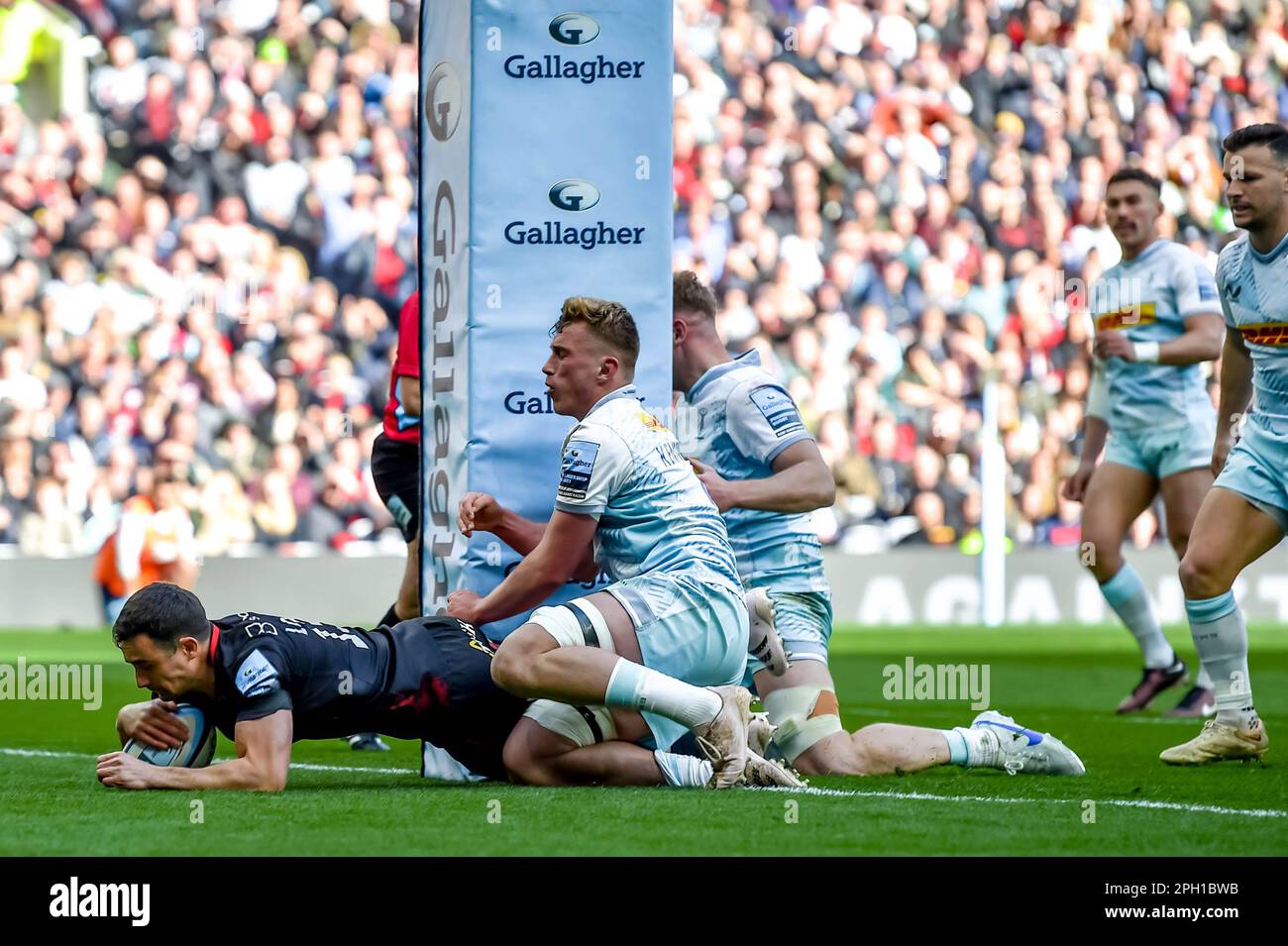 London, UK. 25th Mar, 2023. Alex Lozowski Saracens drives for the line ...